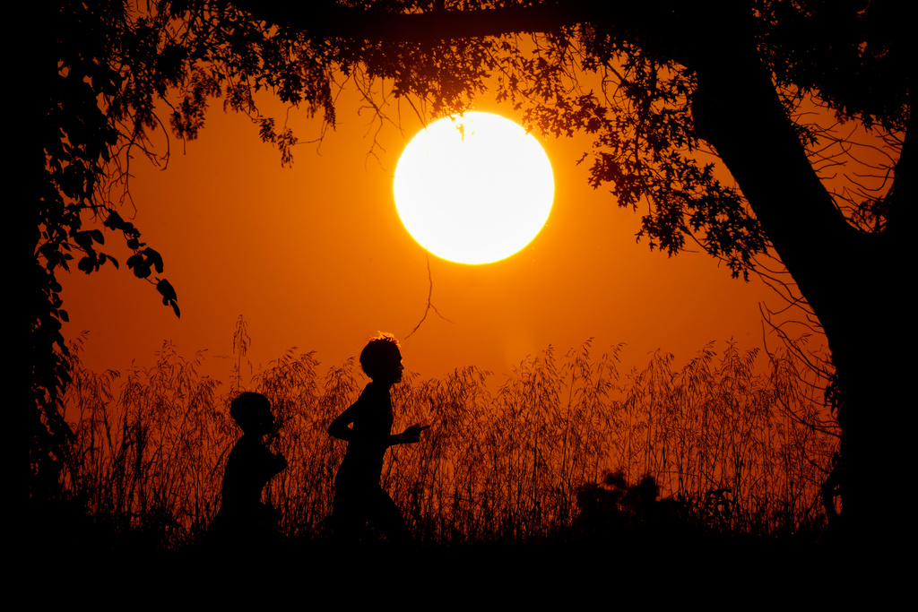 U.S. Life Expectancy Hit an All-time High in 2024, CDC Says | Medical ...
